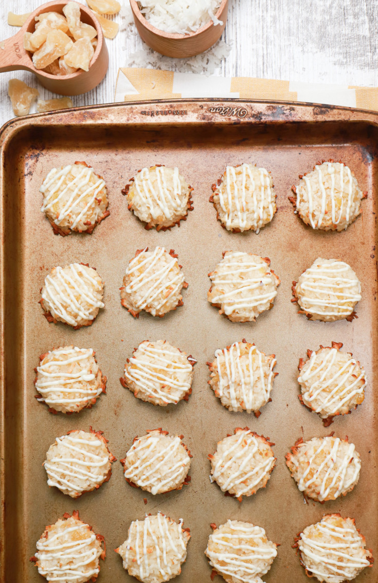 Pineapple Coconut Macaroons - A Kitchen Addiction